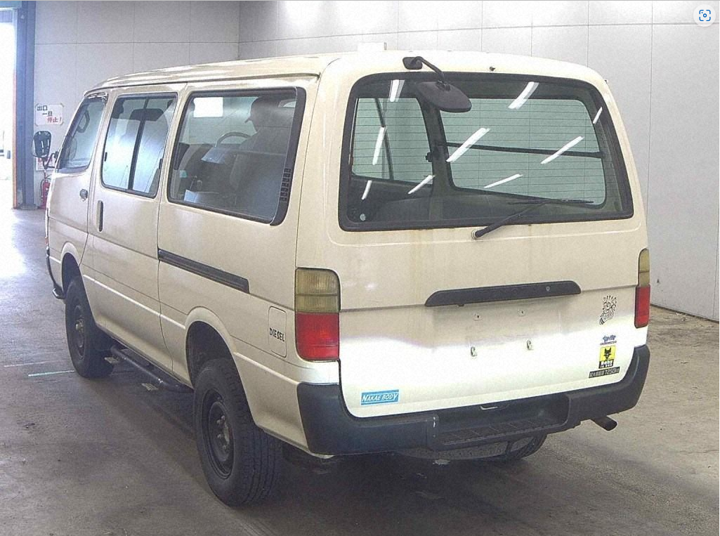 Toyota Hiace 2000 Beige – ChoudhryTRD