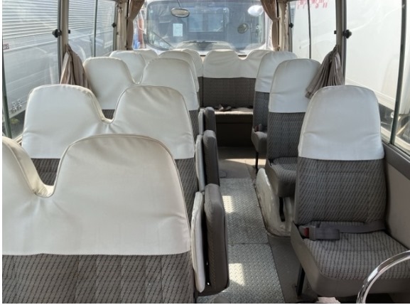 Toyota Coaster 2000 White /Blue – ChoudhryTRD